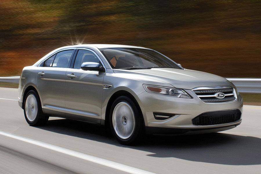 Redesigned Ford Taurus debuts at the Detroit auto show