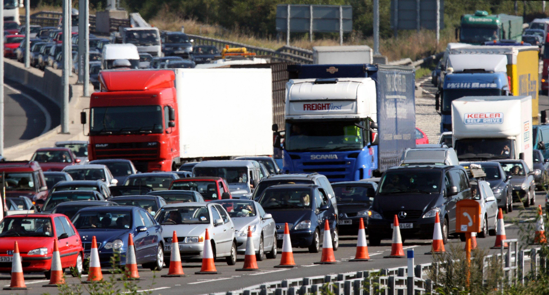 AA warns of 'exceptional' bank holiday traffic