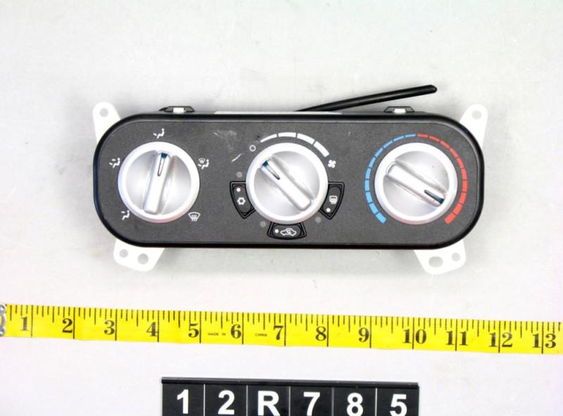 Find 07 Caliber Temperature climate control AC heat unit panel switch ...