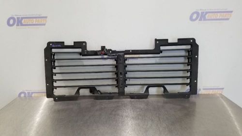 Sell 20 CADILLAC ESCALADE AIR SHUTTER 6.2L L86 in Richland, Mississippi ...