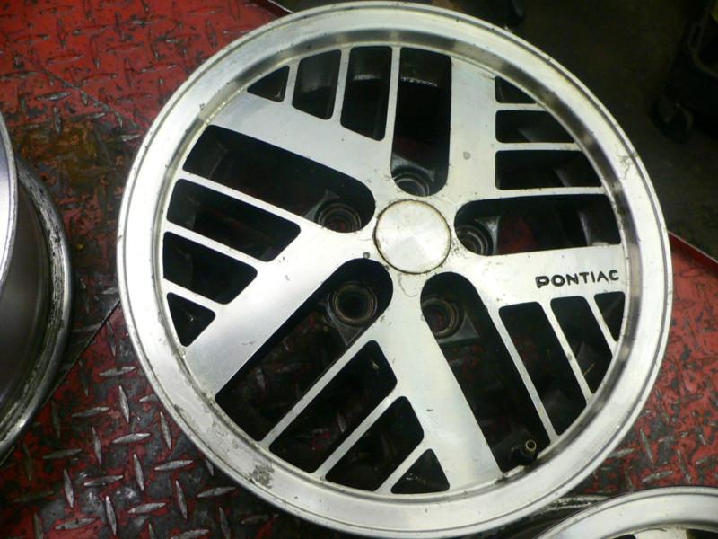Buy 84 Pontiac Fiero Single OEM Alloy Replacement Wheel #1 in Elmira ...
