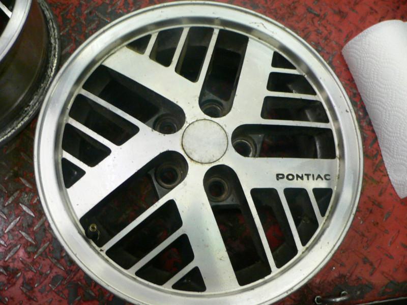 Buy 84 Pontiac Fiero Single OEM Alloy Replacement Wheel #4 in Elmira ...