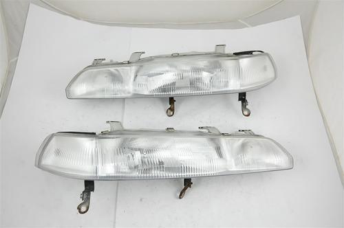 Sell 2G DA Honda Acura Integra JDM 1 One Piece Headlight Set XSi DA6 ...