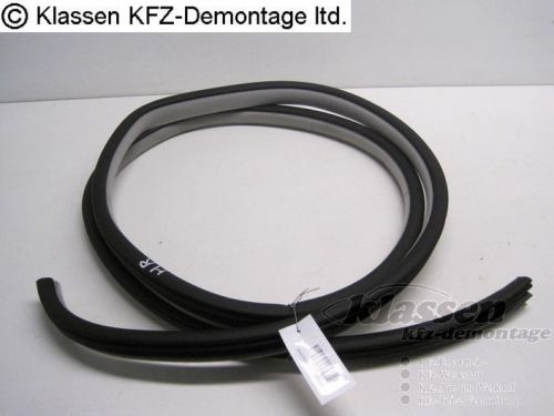 Purchase door seal rear right Kia Opirus GH 3.5 09.03- in Meschede ...