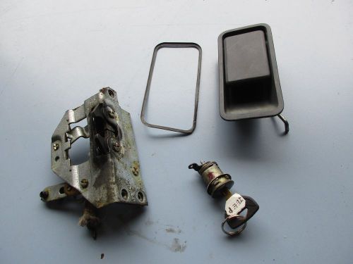 Buy OEM Jeep Wrangler 98-06 TJ Tailgate Striker Latch Gate Pin Mount ...