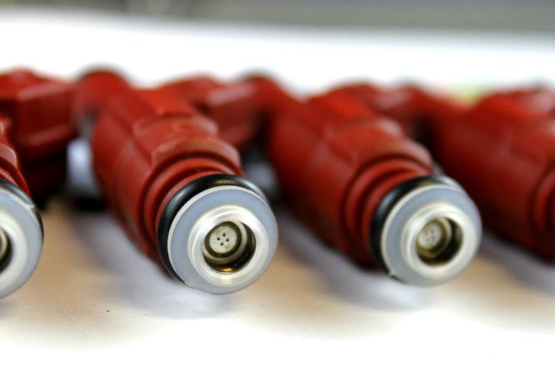 Buy 30lb BOSCH Fuel Injectors GM LS1 LS6 TPI LT1 Corvette Camaro ...