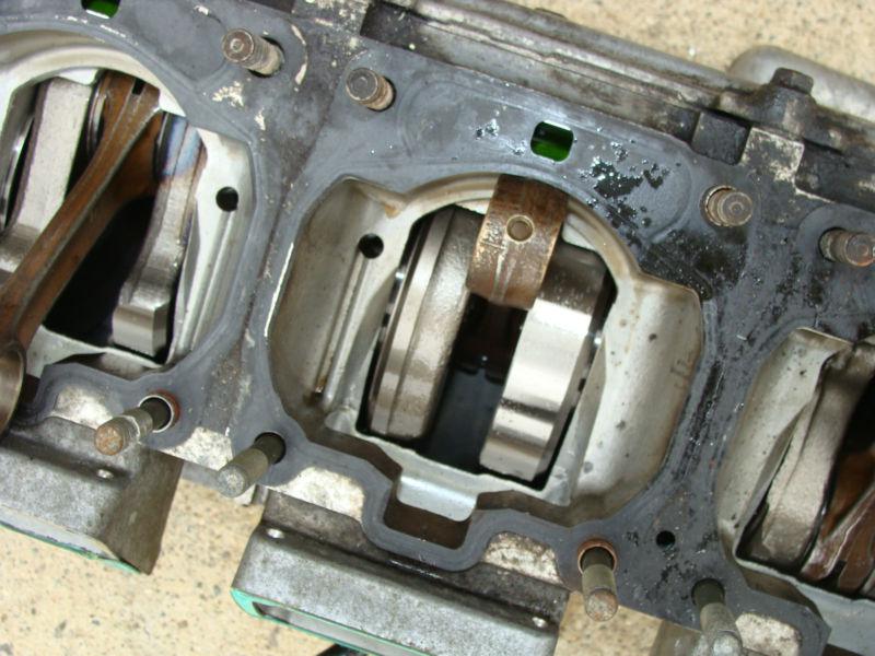 Find Yamaha Vmax 700 Sx Snowmobile Crankcase Crank Case Lower 600 ...