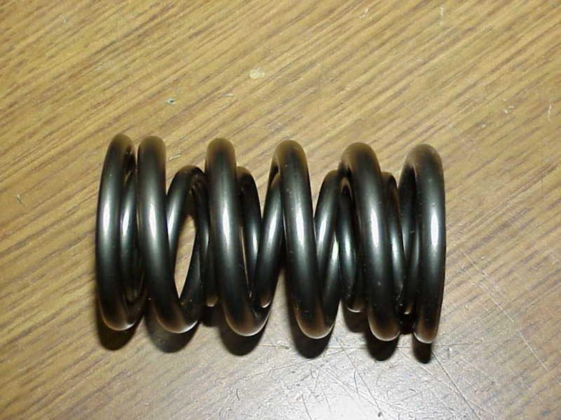 Sell Endura Tech 1.490" Chrome Silicone Valve Springs #575@1.270 PSI ...
