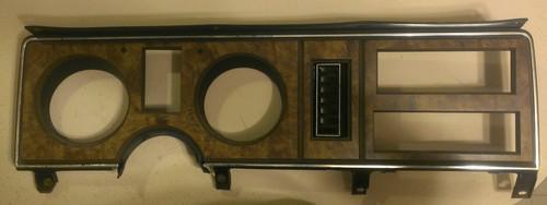 Sell Ford Ranger / Bronco II Woodgrain Dash Bezel 1983 84 85 86 87 Wood ...