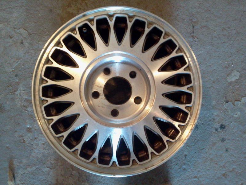 Buy * 15 inch Factory Alloy Rim - Cadillac Deville / Seville / 1985 ...