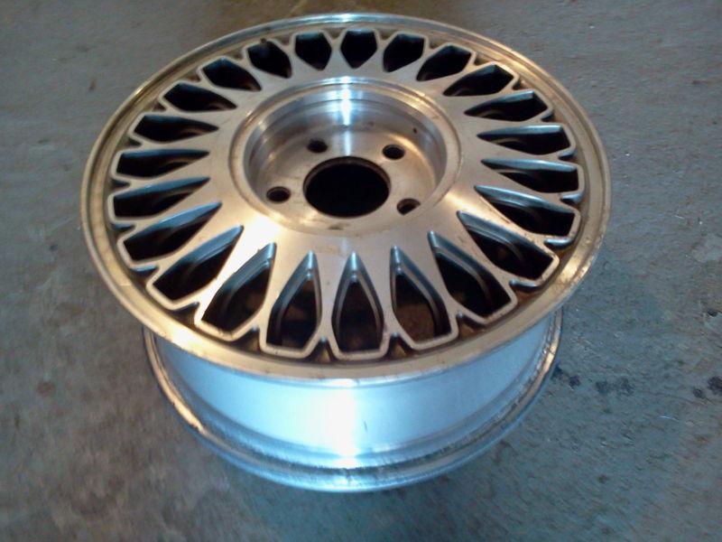 Buy * 15 inch Factory Alloy Rim - Cadillac Deville / Seville / 1985 ...