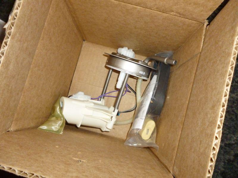 Find CUMMINS ISB FUEL PUMP PART # 3990105 in Lee's Summit, Missouri, US ...