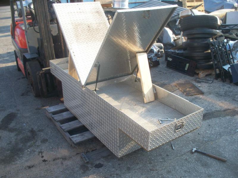 Purchase Hummer H1 Humvee Hmmwv 4-man hardtop toolbox Rare! in ...