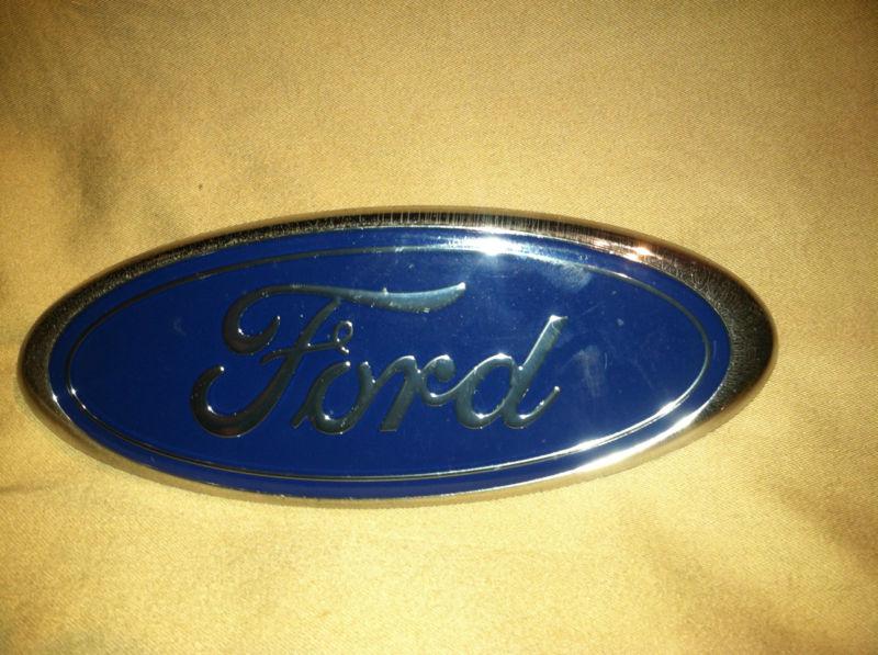 Purchase 2007-10 FORD EXPLORER OEM FRONT GRILLE EMBLEM in Linden, New ...