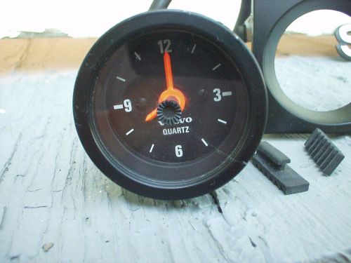 Find Volvo 240 clock in Overland Park, Kansas, United States