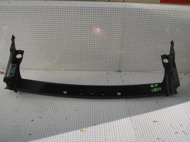 Sell CHEVROLET SILVERADO GMC SIERRA REAR REINFORCEMENT HITCH OEM 2009 ...