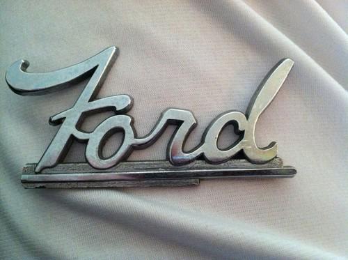 Purchase Metal Chrome Ford Script Vintage Emblem in Temperance ...