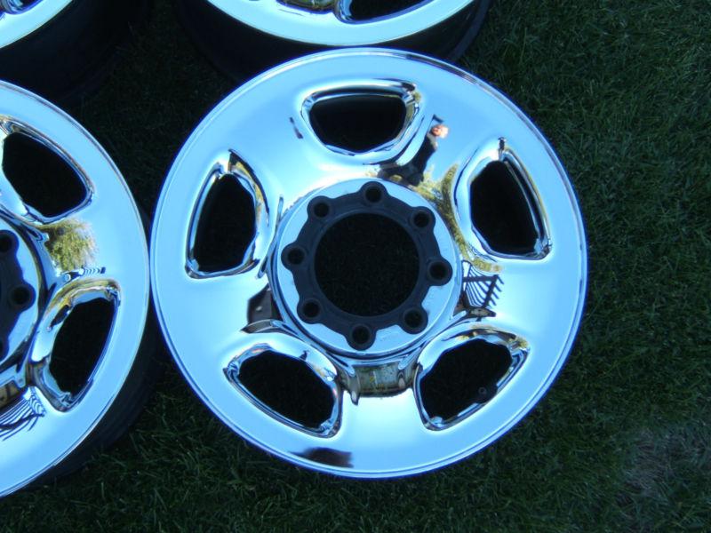 Buy OEM Dodge Ram 2500 3500 17" Chrome 8 Lug Wheels Rims Big Horn Mega ...