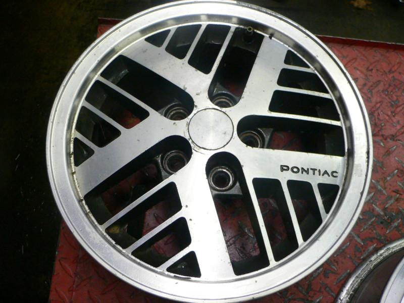 Buy 84 Pontiac Fiero Single OEM Alloy Replacement Wheel #1 in Elmira ...
