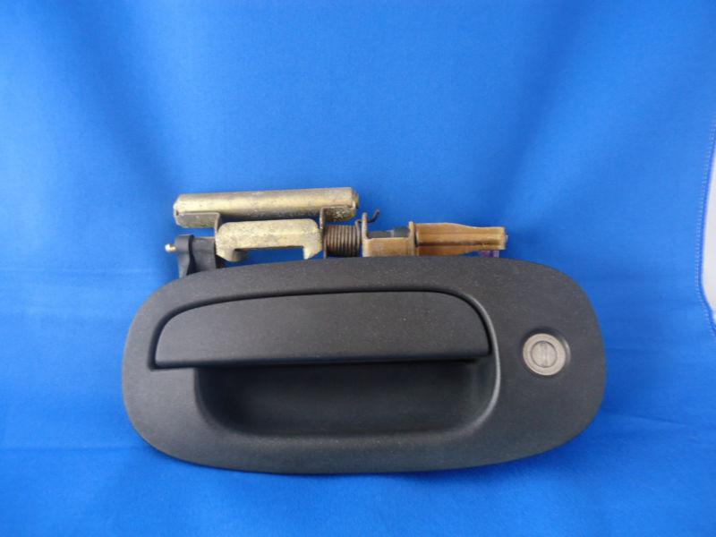 Buy 2002 DODGE DURANGO EXTERIOR FRONT RIGHT PASSENGER DOOR HANDLE FR in ...