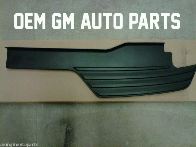 Find New OEM 2007-2013 Chevrolet Avalanche Right Rear Bumper Step Pad ...