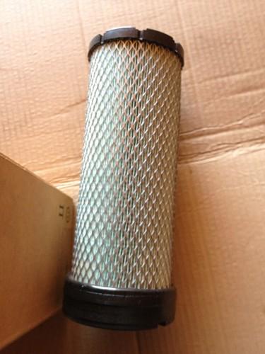 Sell Caterpillar Radial Seal Air Filter #6I-2500 in Hazlehurst, Georgia ...