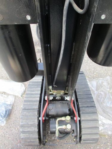 Sell PROJACK MODEL M2 REMOTE CONTROLLED 5TH WHEEL GOOSENECK TRACKED ...