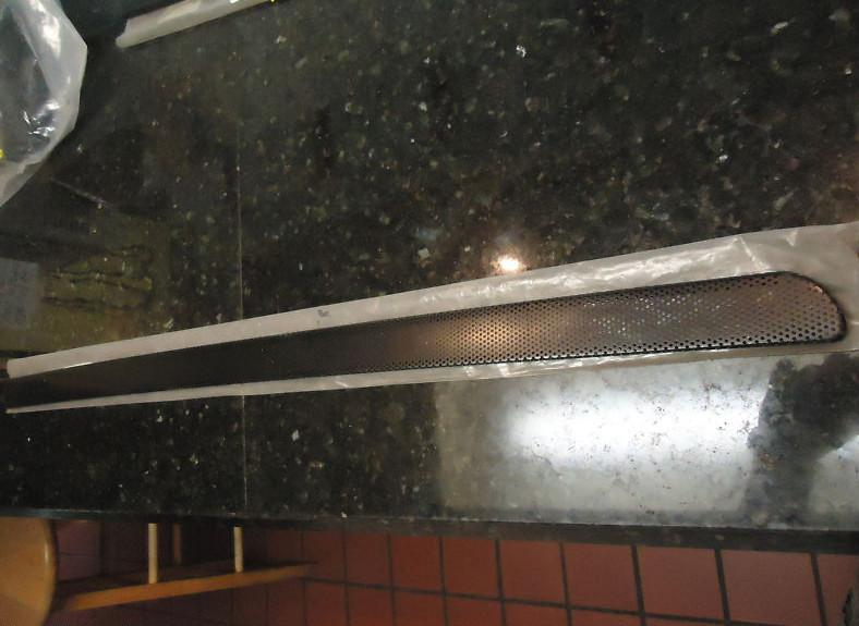 Purchase FERRARI TESTAROSSA REAR HOOD GRILL USA OEM NEW 61501100 GRILLE ...