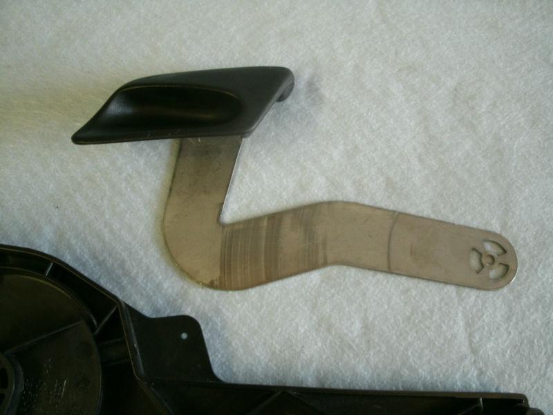 Purchase 2001 SEA DOO GTX DI REVERSE LEVER & HANDLE 271001204 BIN#12 in ...