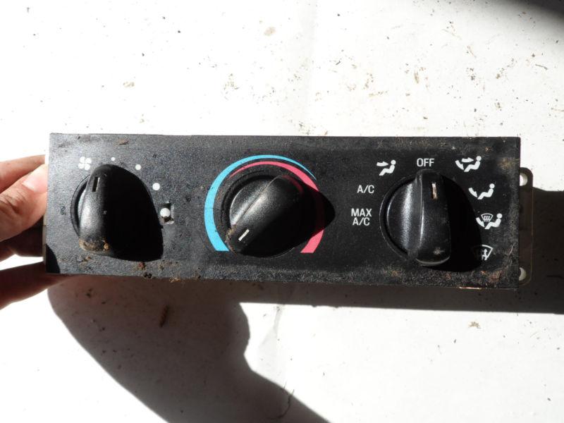 Find 95-97 96 1996 98 97 FORD EXPLORER CLIMATE TEMPERATUE CONTROL UNIT ...