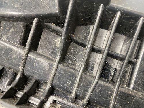 Sell 2021-2024 KIA SORENTO GRILLE OEM PART#86536-R5300 in Jacksonville ...