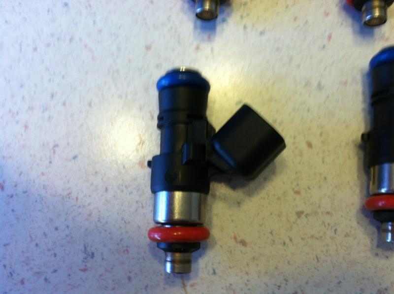 Sell 2011-2014 Ford Mustang V-6 3.7L Stock/OEM Fuel Injectors FoMoCo ...