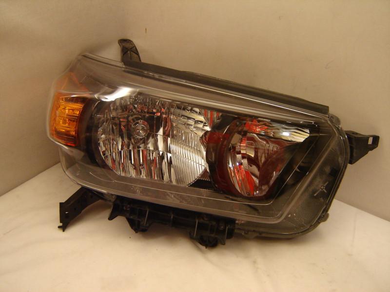 Buy TOYOTA 4RUNNER Right Halogen Headlight 10 11 12 13 OEM in Laval ...