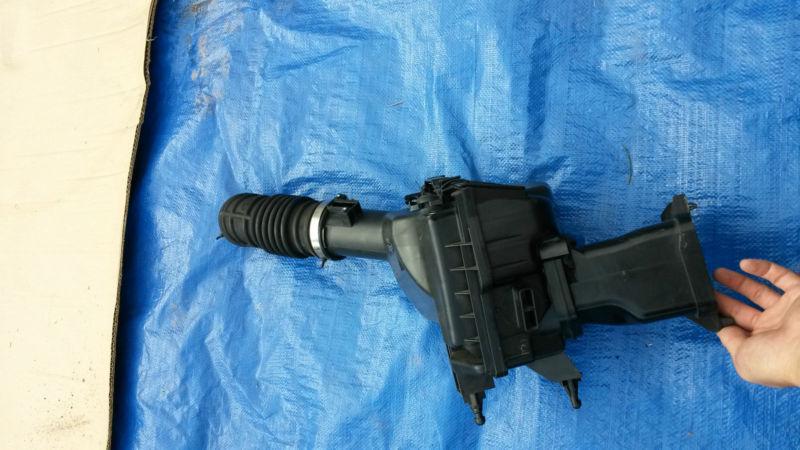 Purchase 2008 INFINITI G37S SEDAN COUPE OEM RH PASSENGER AIR INTAKE BOX ...