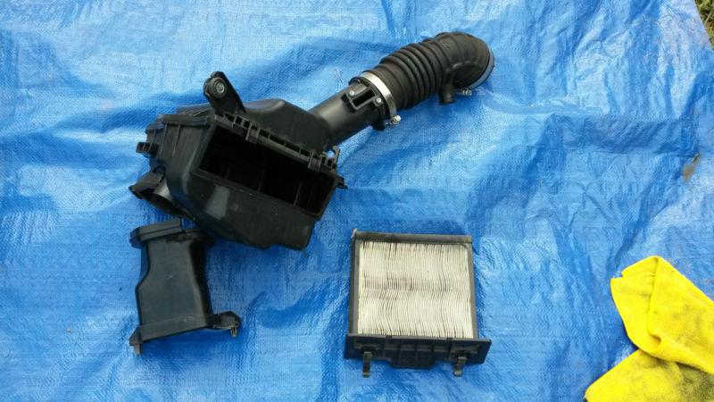 Purchase 2008 INFINITI G37S SEDAN COUPE OEM RH PASSENGER AIR INTAKE BOX ...