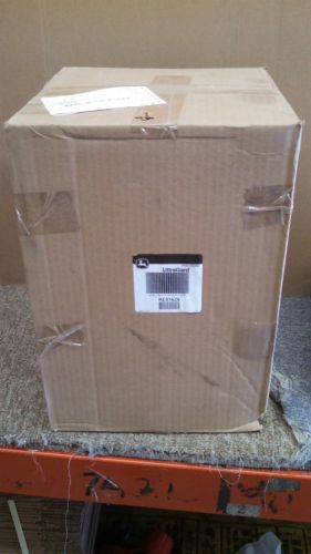 Find JOHN DEERE RE51629 Air Filter with slight flaw . OEM in Mulvane ...