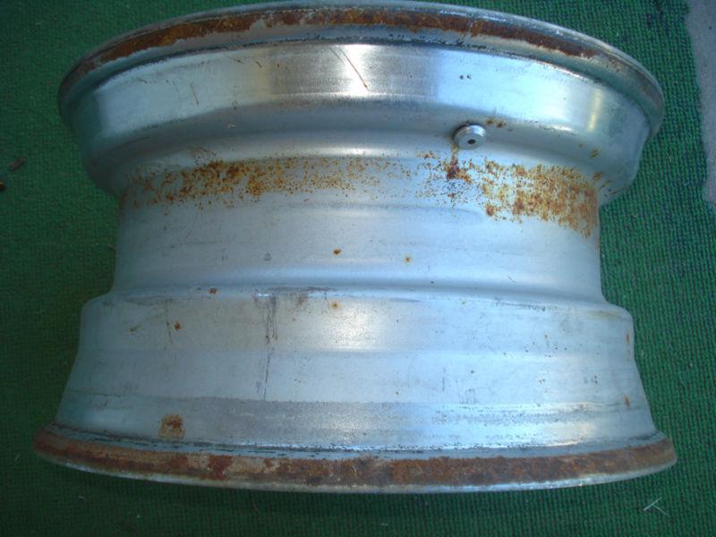 Purchase Chrome Directional 8 Lug Wheel 16.5X8.25 in Dumas, Texas, US ...