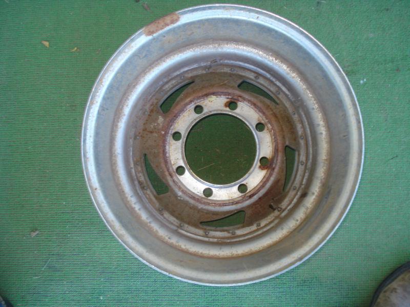 Purchase Chrome Directional 8 Lug Wheel 16.5X8.25 in Dumas, Texas, US ...