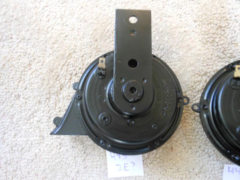 Buy 1960 - 1963 GM Delco Remy Hi Lo Horns OEM 12V Type S (445), (446 ...