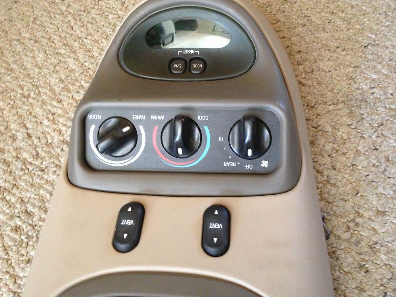Buy 00-05 Excursion Overhead Console Computer Rear Climate Control Vent ...