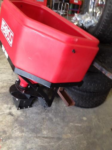 Find Boss Tgs 1100 Salt Spreader in Wapakoneta, Ohio, US, for US $1,499.00