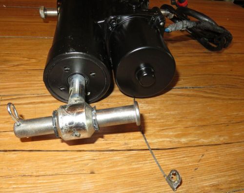 Sell 5005441 5009035 Evinrude ETEC Hydraulic Power Trim Tilt 25 30 40 ...