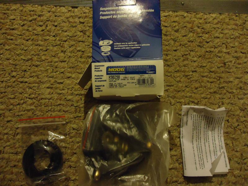 Sell Moog K90298 Suspension Strut Mount For (2000-2006 Nissan Sentra ...