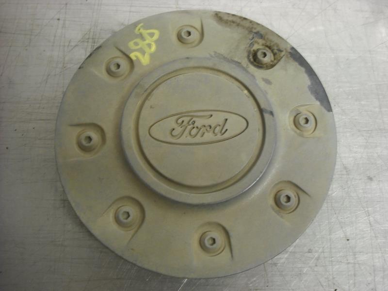 Sell 91 FORD EXPLORER CENTER CAP 28885 in Spicer, Minnesota, US, for US ...