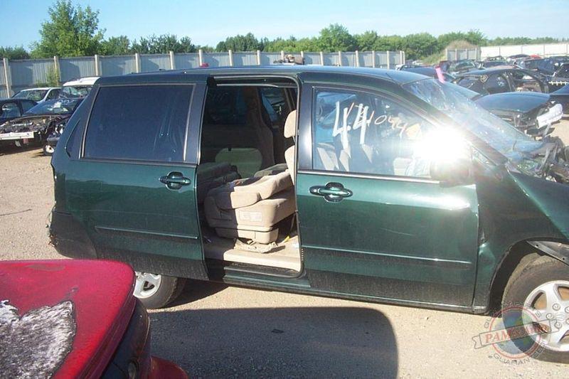 Purchase REAR AXLE BEAM MAZDA MPV 52377 00 01 LOADED in Saint Cloud ...