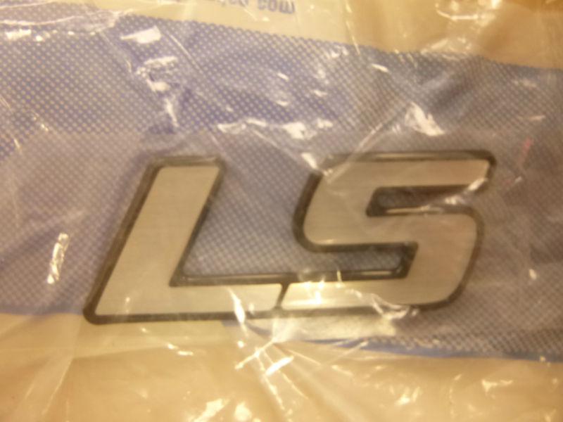 Buy GM LS emblem 15071710 in Enumclaw, Washington, US, for US $8.00
