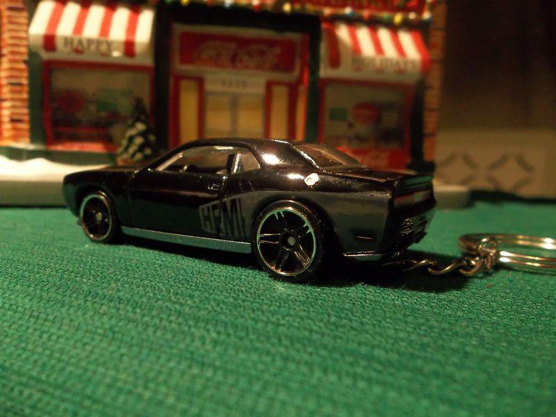 Buy Fast and Furious 2008 Dodge Challenger SRT8 Custom Key Chain ...