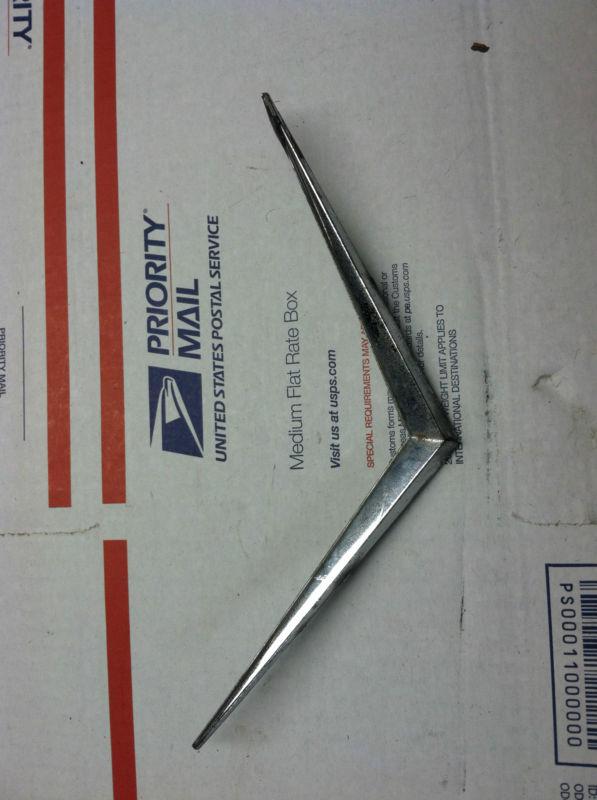 Find Cadillac V trim Part # 3076644 in Fort Belvoir, Virginia, US, for ...