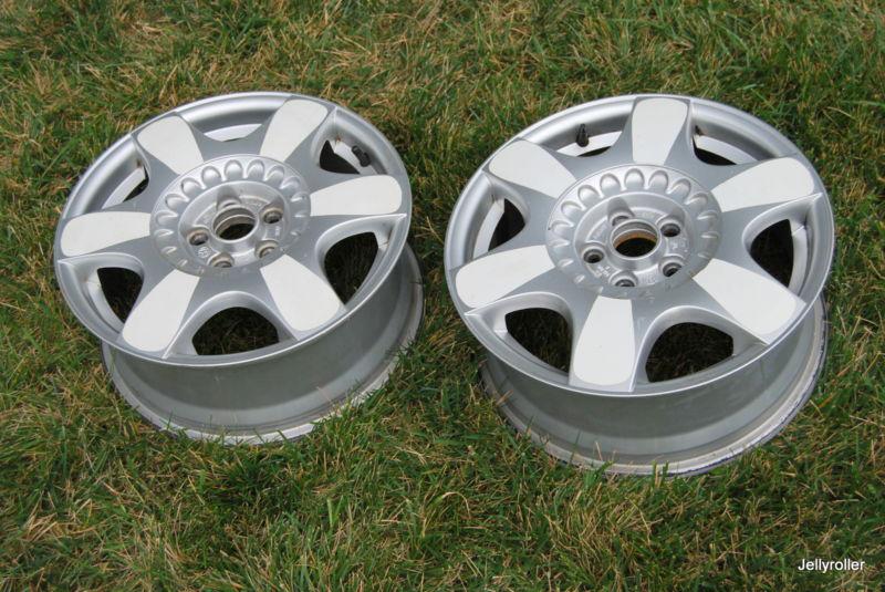 Purchase Two VW Volkswagen Beetle Wheels 16 Inch Genuine OEM 69724 ...
