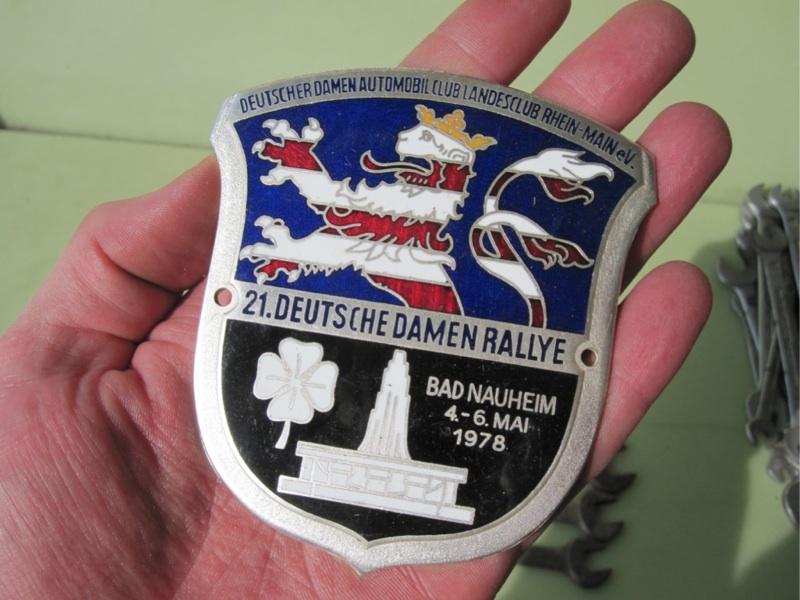 Purchase DDAC BADGE PORSCHE 356 VW BEETLE SPLIT MERCEDES BENZ GIRLS ...